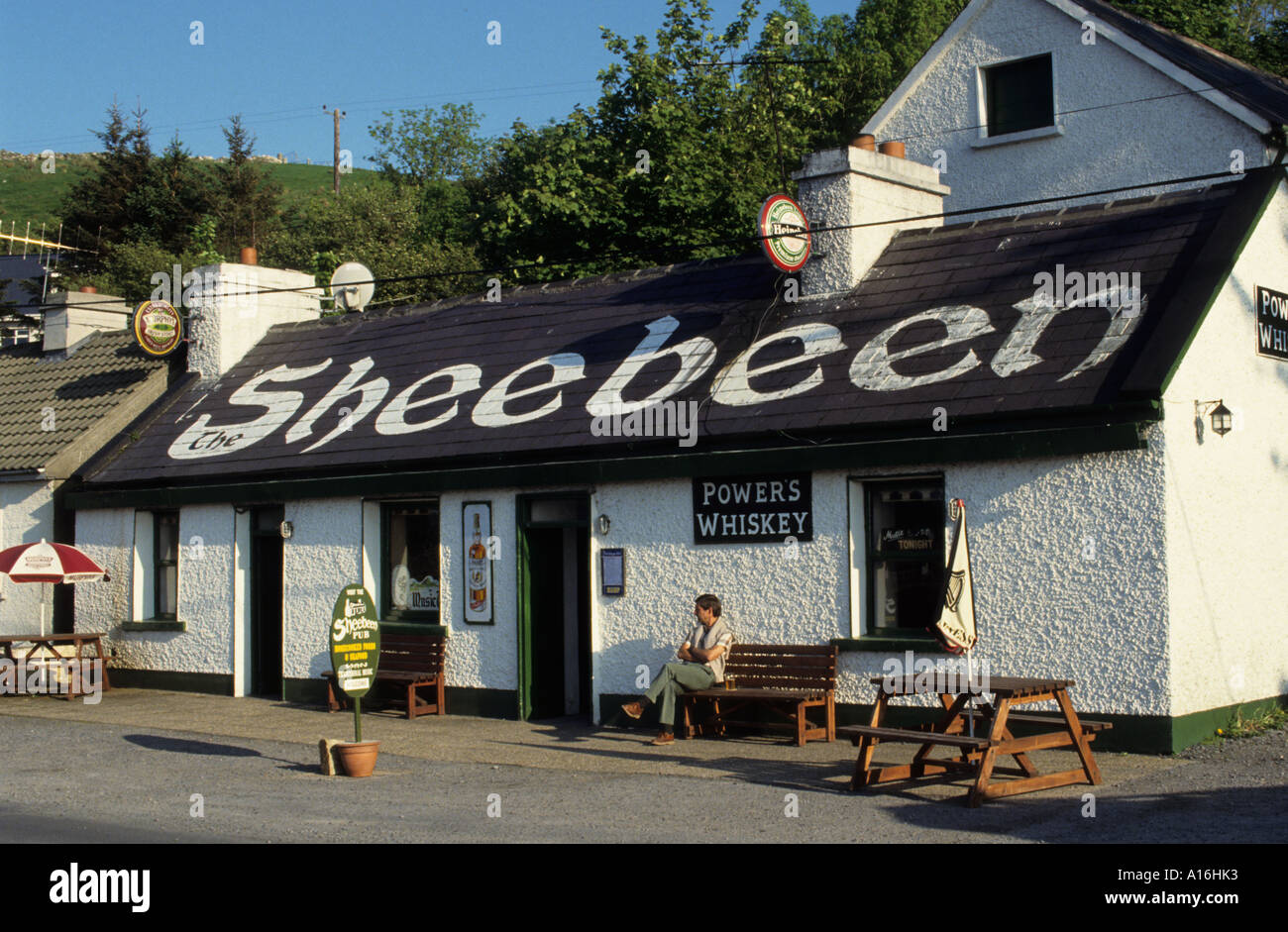 Sheebeen Pub Bar Ireland Irish Restaurant Beer Stock Photo - Alamy