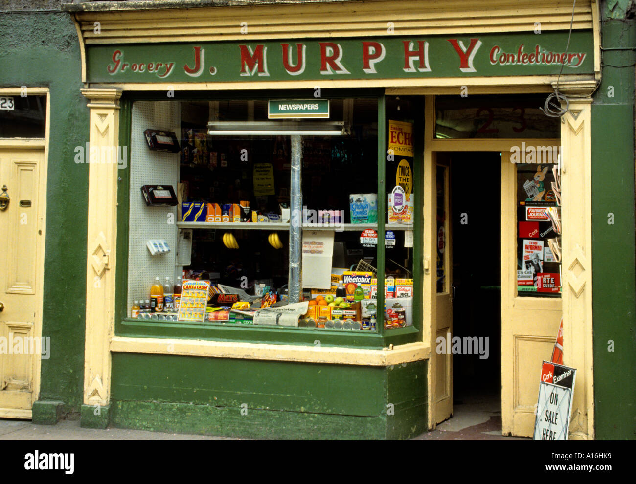 Murphy Pub Bar Ireland Irish Restaurant Beer Stock Photo - Alamy