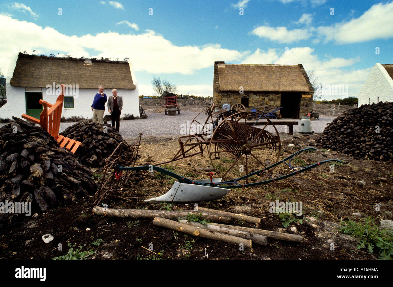 Ireland irish farm farmer hi-res stock photography and images - Alamy