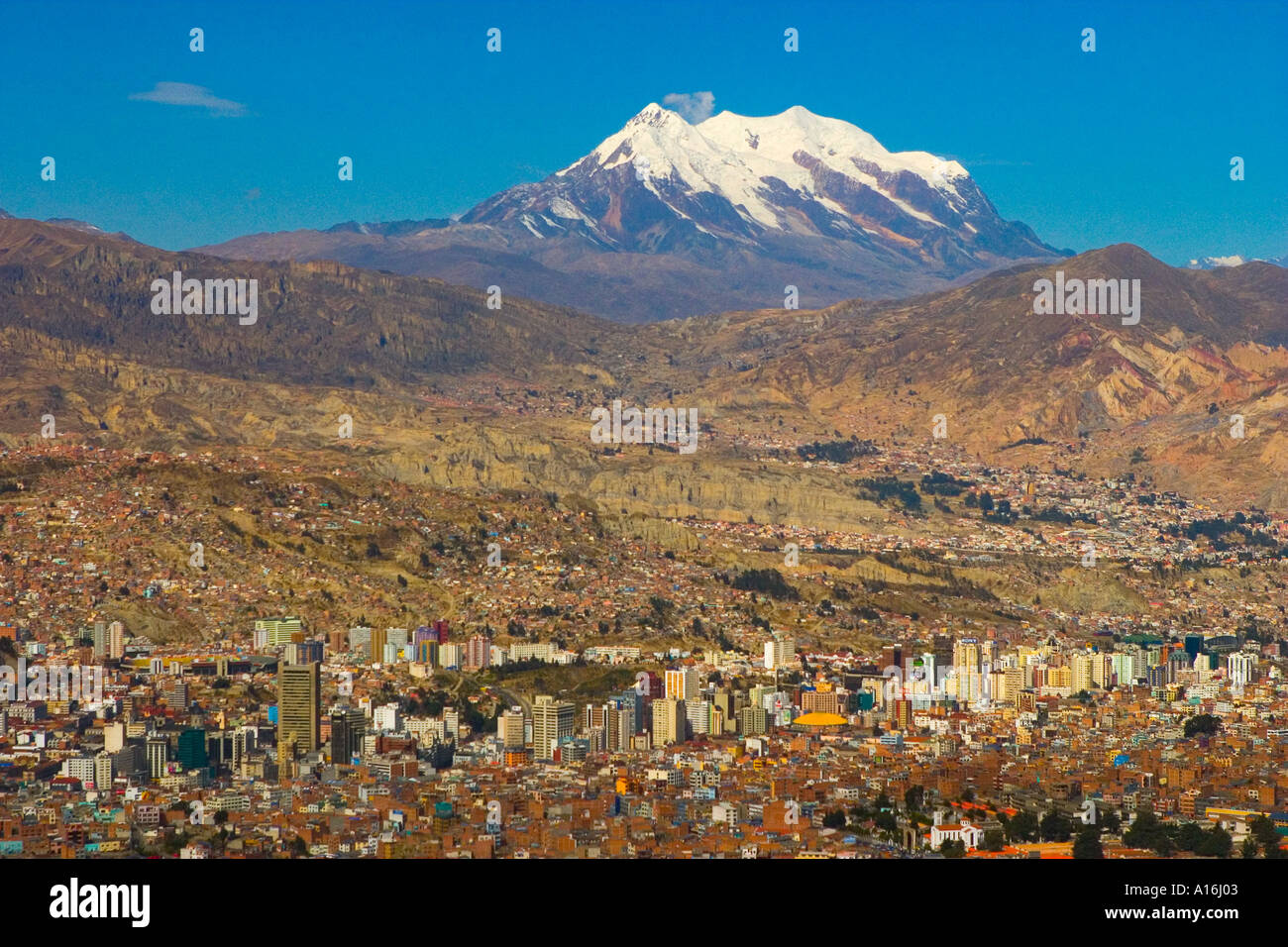 View of La Paz with Mount Illimani in the background Stock Photo - Alamy