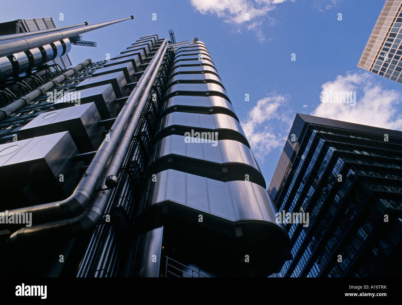 Commercial towerblock hi-res stock photography and images - Alamy