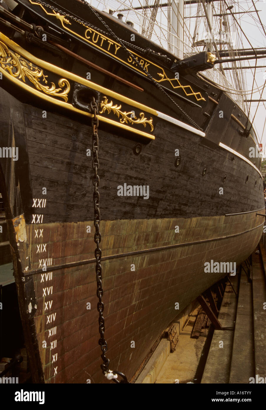 Anchor chain ship cutty sark hi-res stock photography and images - Alamy