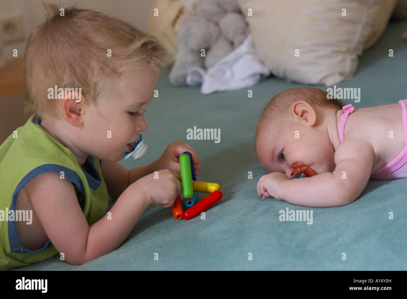 big brother - little sister Stock Photo - Alamy