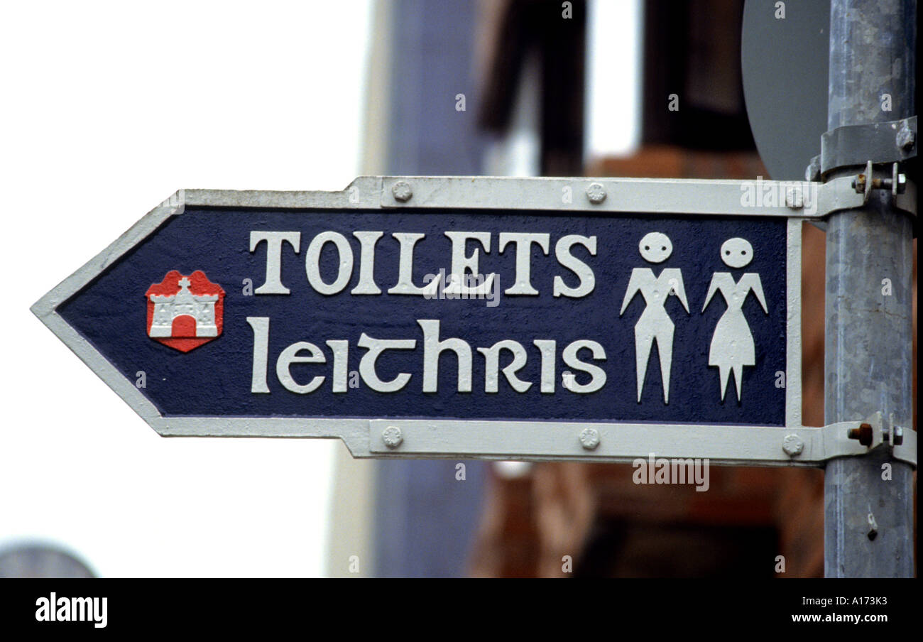 Irish toilet sign hi-res stock photography and images - Alamy