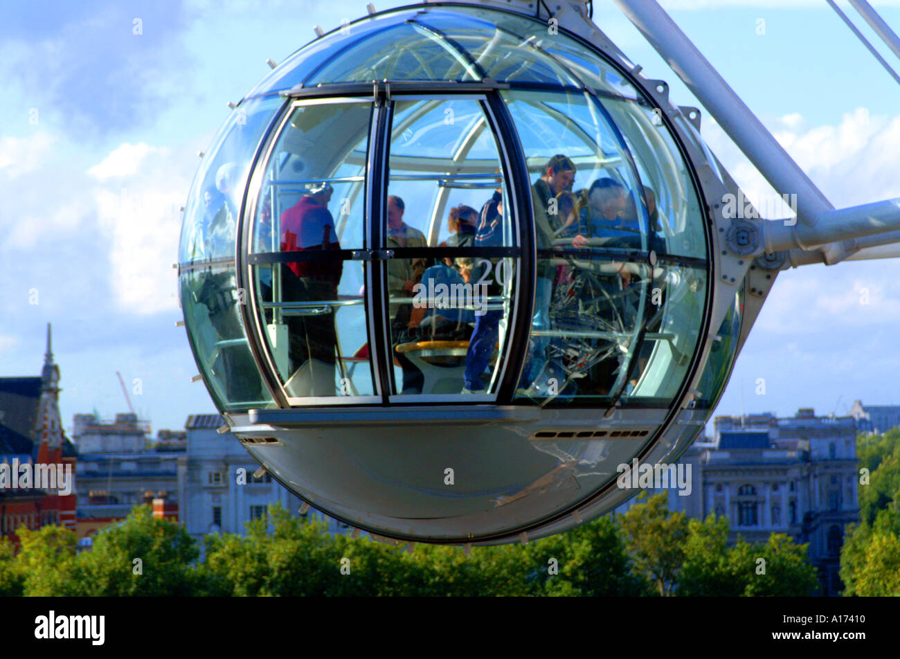 An eyeful hi-res stock photography and images - Alamy