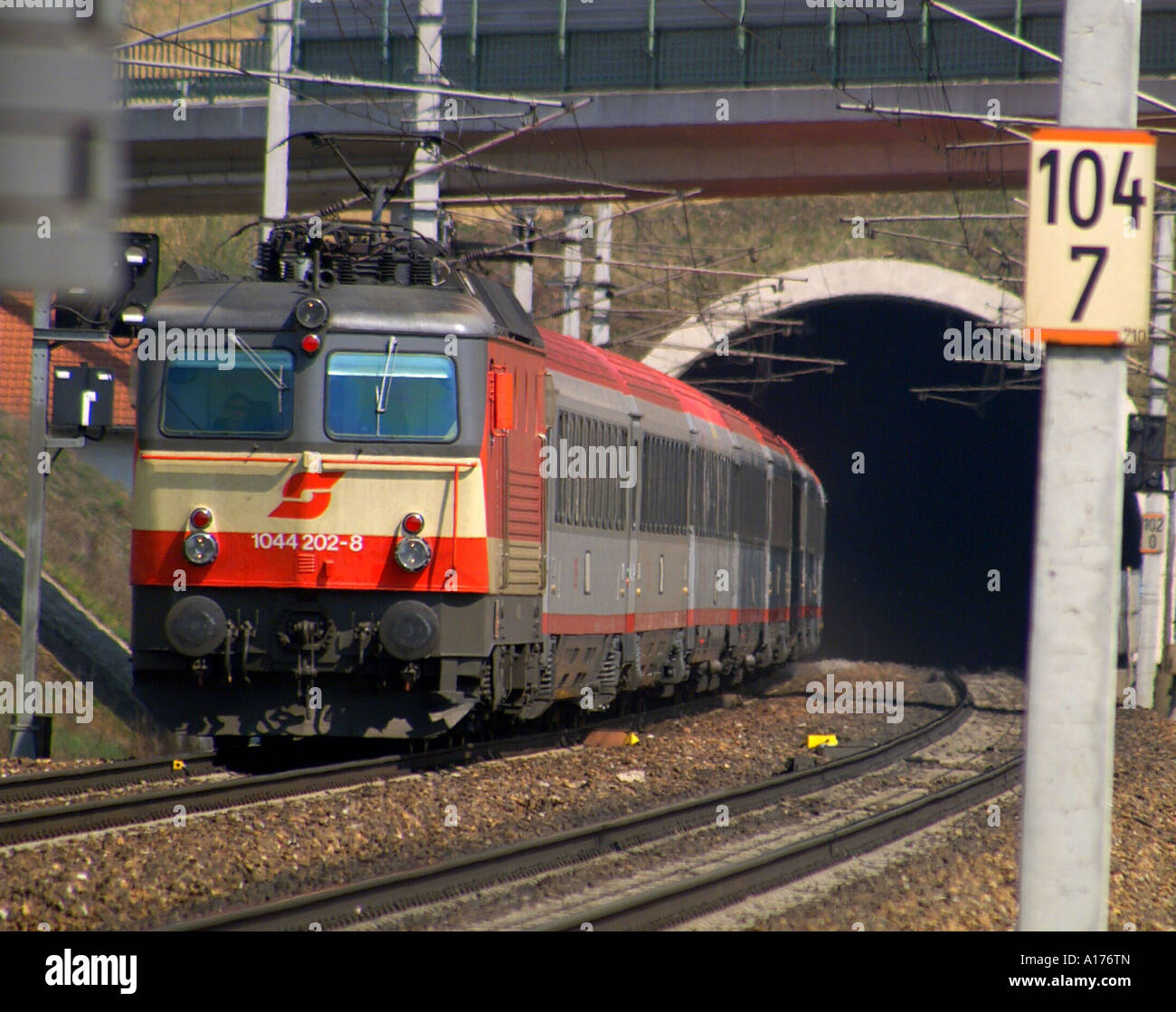 Locomotive of the Austrian Federal Railroads Stock Photo - Alamy