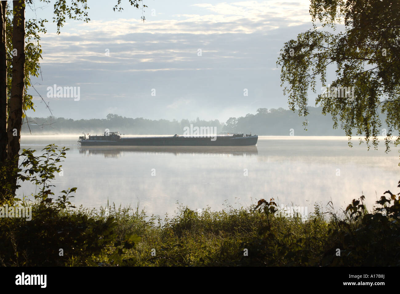 Motor barge hi-res stock photography and images - Alamy