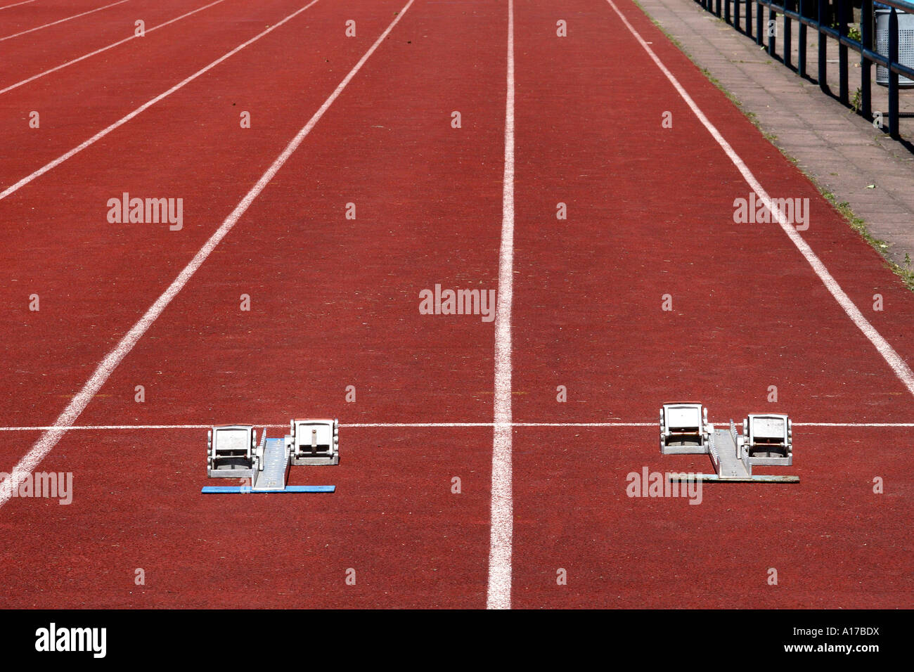 Tracks movements hi-res stock photography and images - Alamy