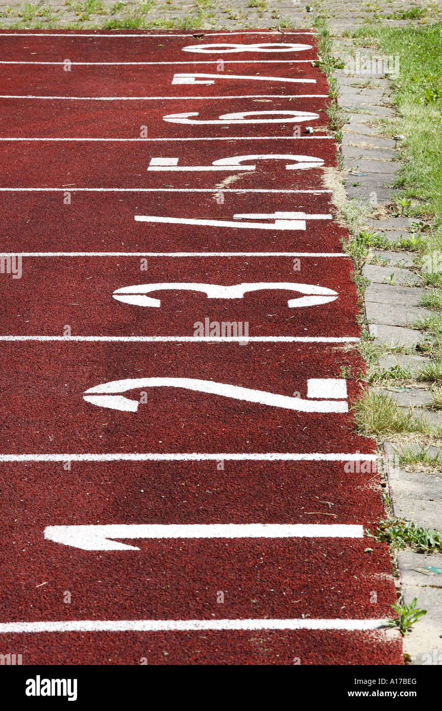 Cinder tracks hi-res stock photography and images - Alamy