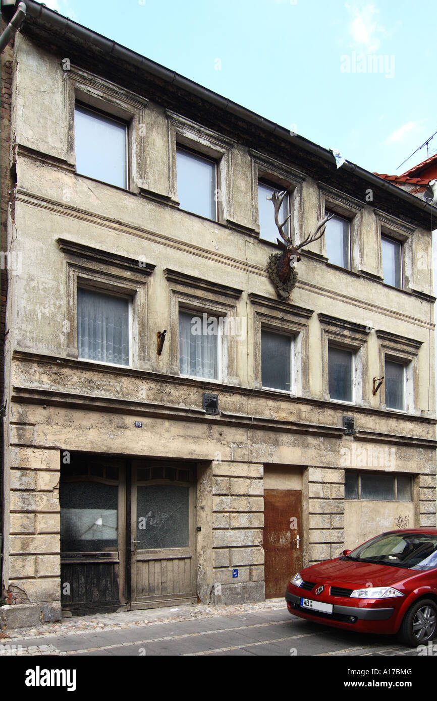 Decrepit building hi-res stock photography and images - Alamy