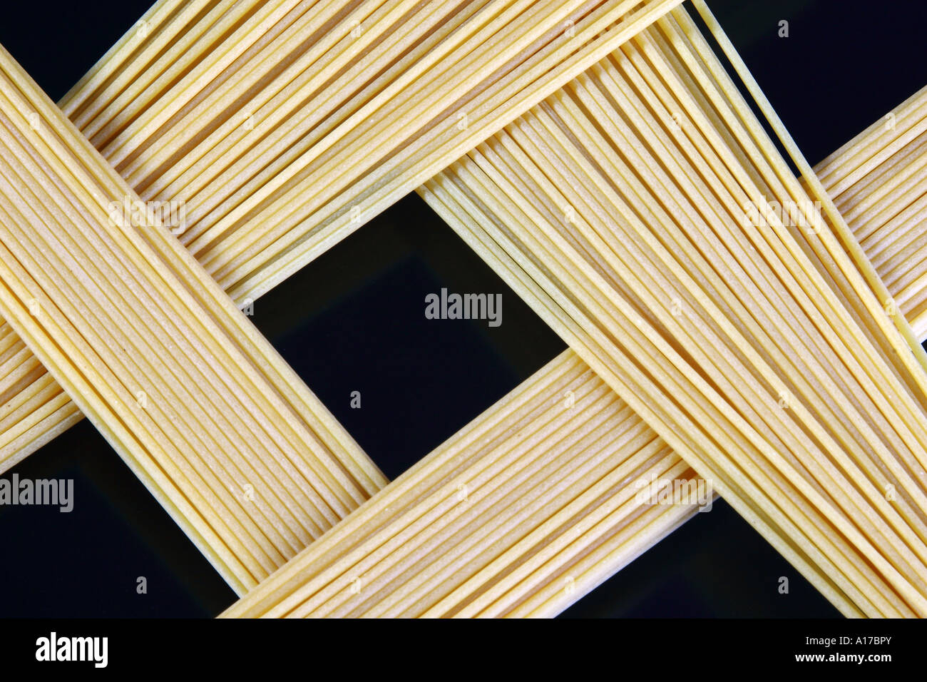 Rod pasta hi-res stock photography and images - Alamy