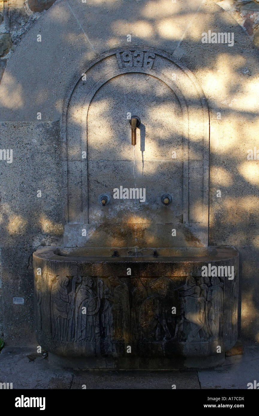 Fountain pipe hi-res stock photography and images - Alamy