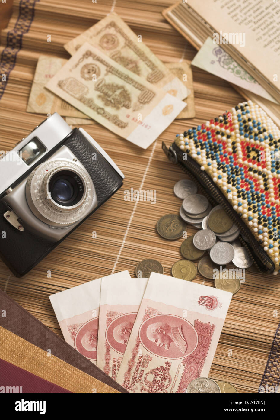 Camera shutter nobody and red hi-res stock photography and images - Alamy