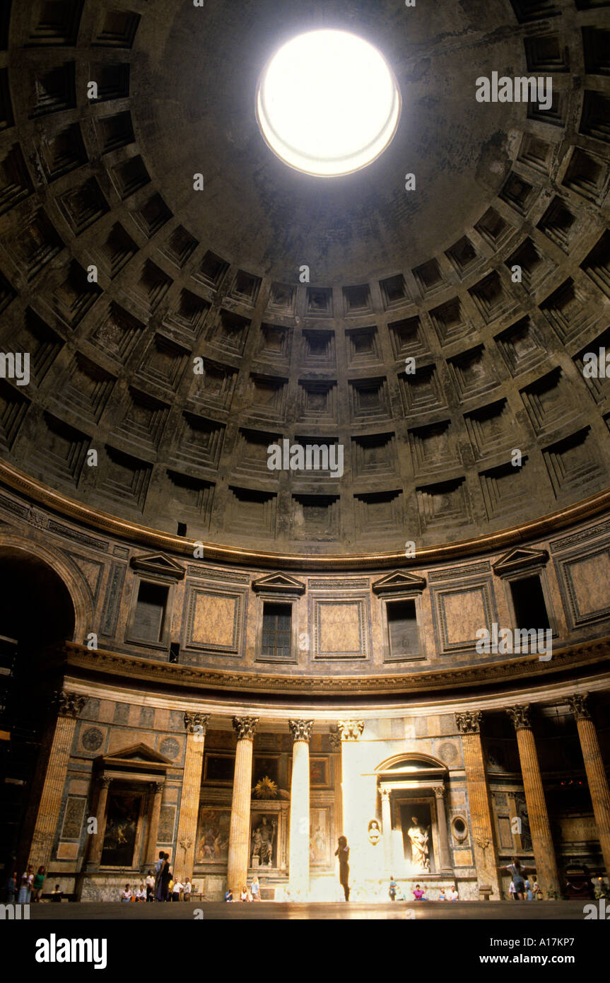 Pantheon Italy Rome Roman e Pantheon Stock Photo - Alamy