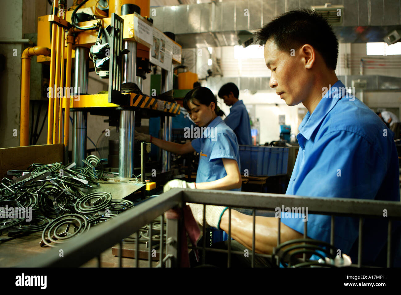 Heater Element Manufacturing, Guangdong, China Stock Photo - Alamy