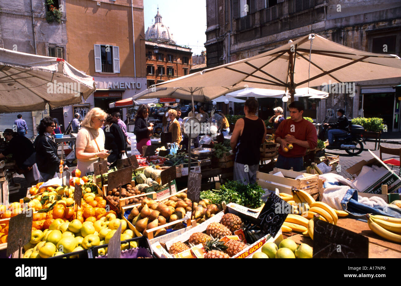 Roman market hi-res stock photography and images - Alamy