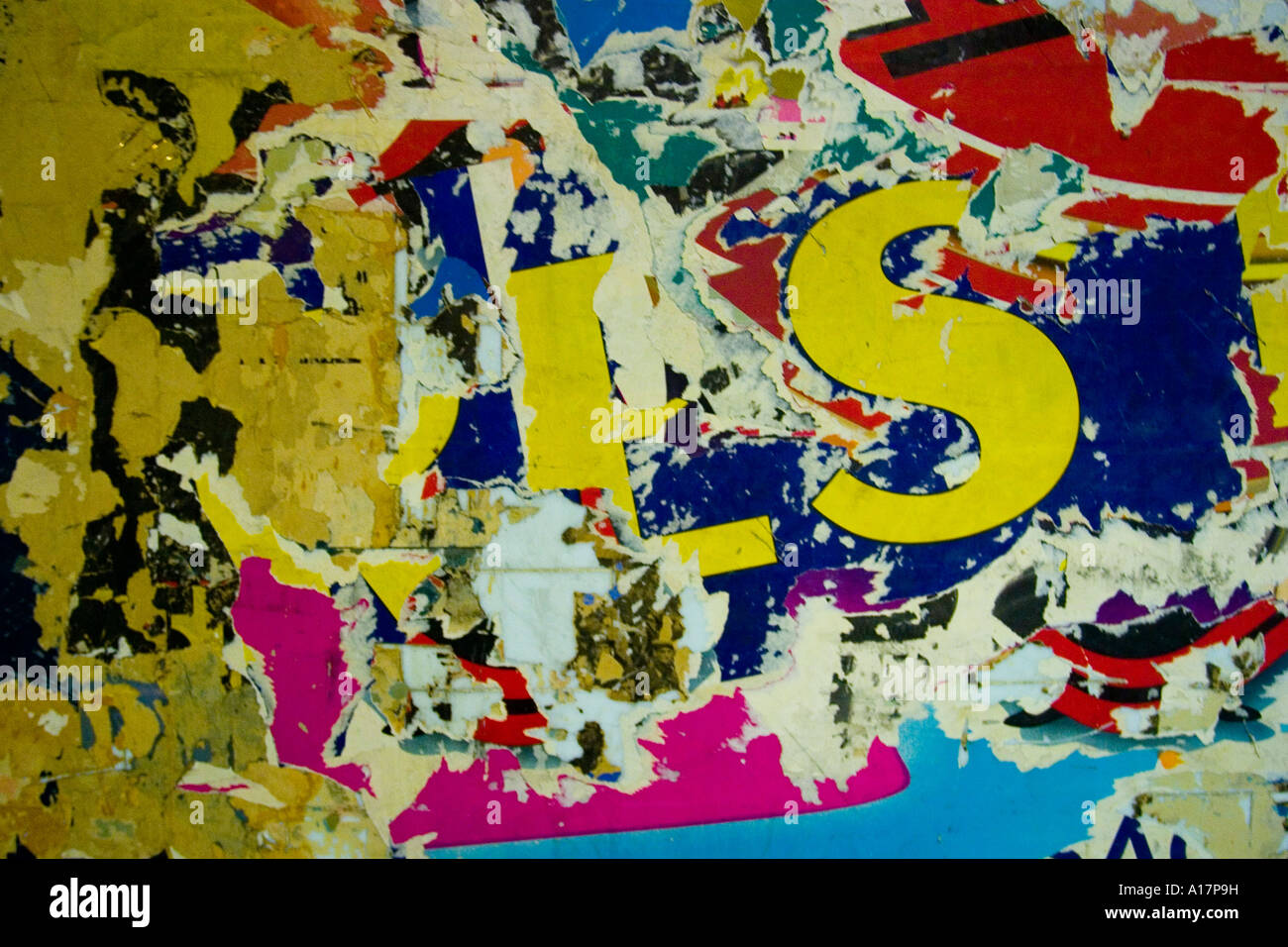 Textures on a Paris subway wall Stock Photo - Alamy