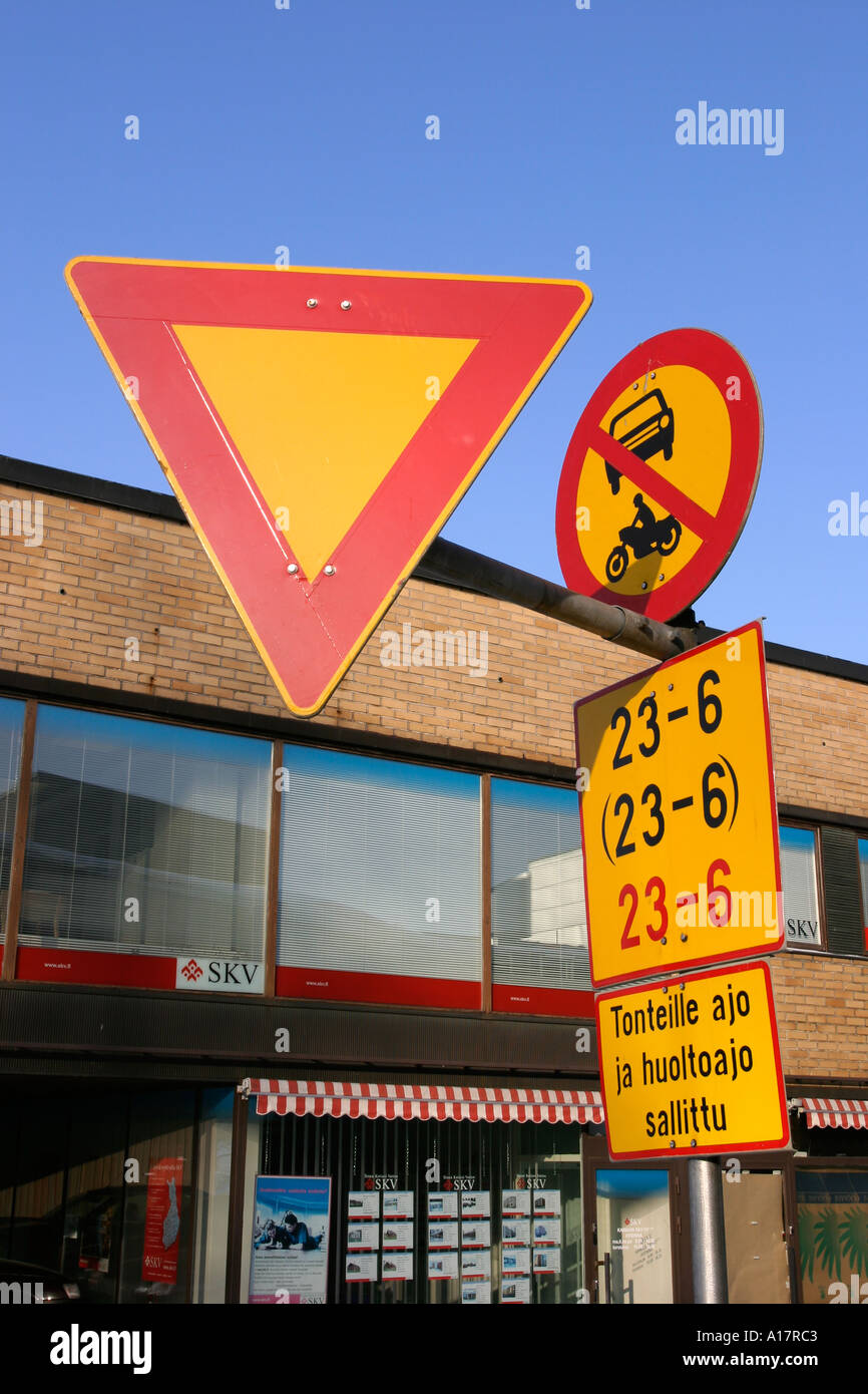 Finnish traffic signs hi-res stock photography and images - Alamy