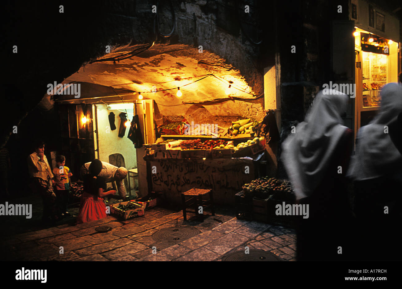 Ancient market in the old city of Jerusalem Stock Photo - Alamy