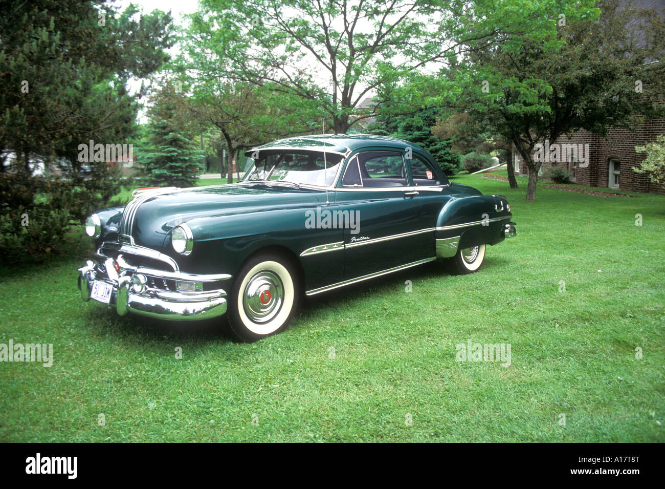 1951 pontiac chieftain hi-res stock photography and images - Alamy