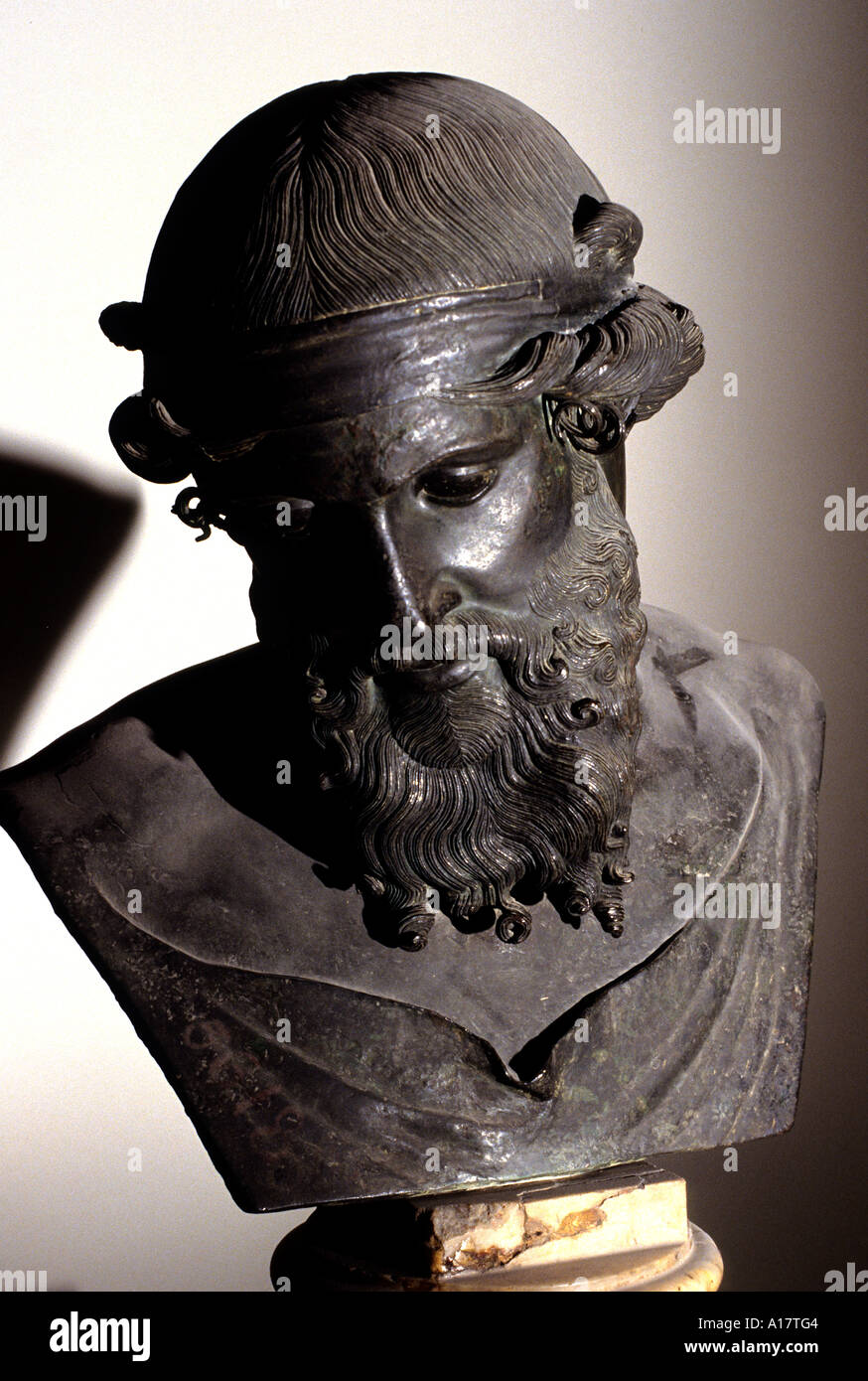 Statue in national museum naples hi-res stock photography and images ...