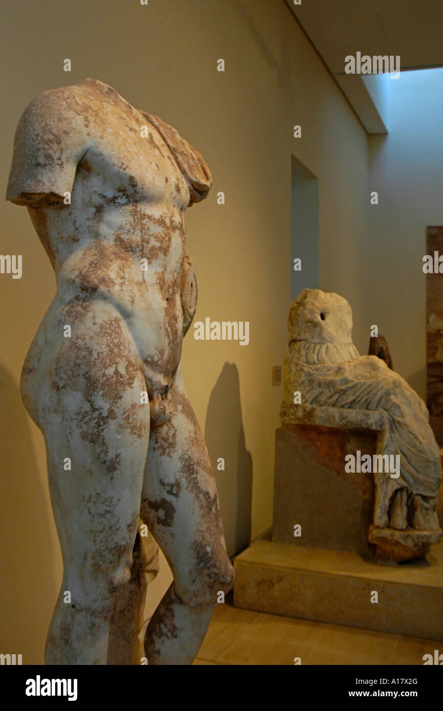 Delphi statues hi-res stock photography and images - Alamy