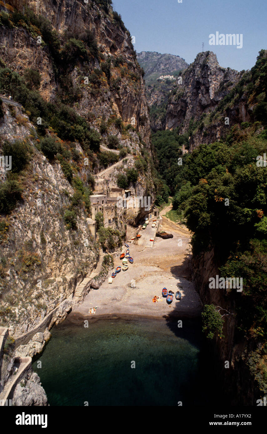 Italy Amalfi Coast gorge mountain Stock Photo - Alamy