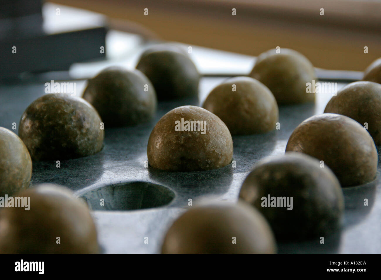 Old fashioned marbles hi-res stock photography and images - Alamy