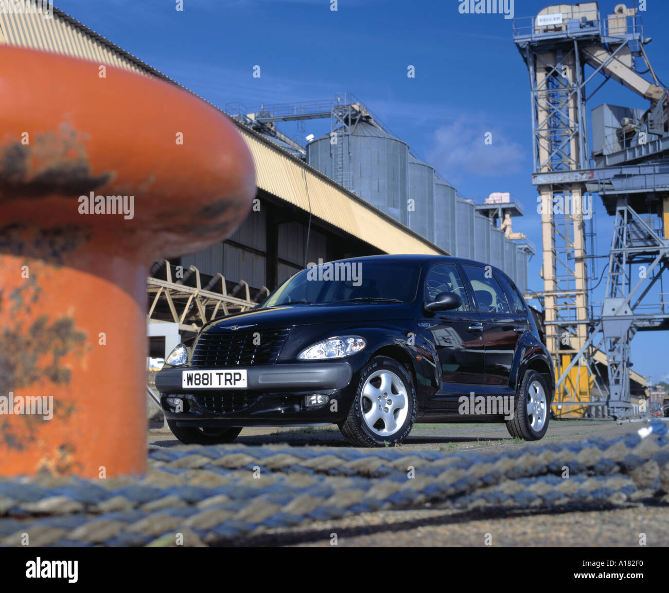 Pt cruiser hi-res stock photography and images - Alamy