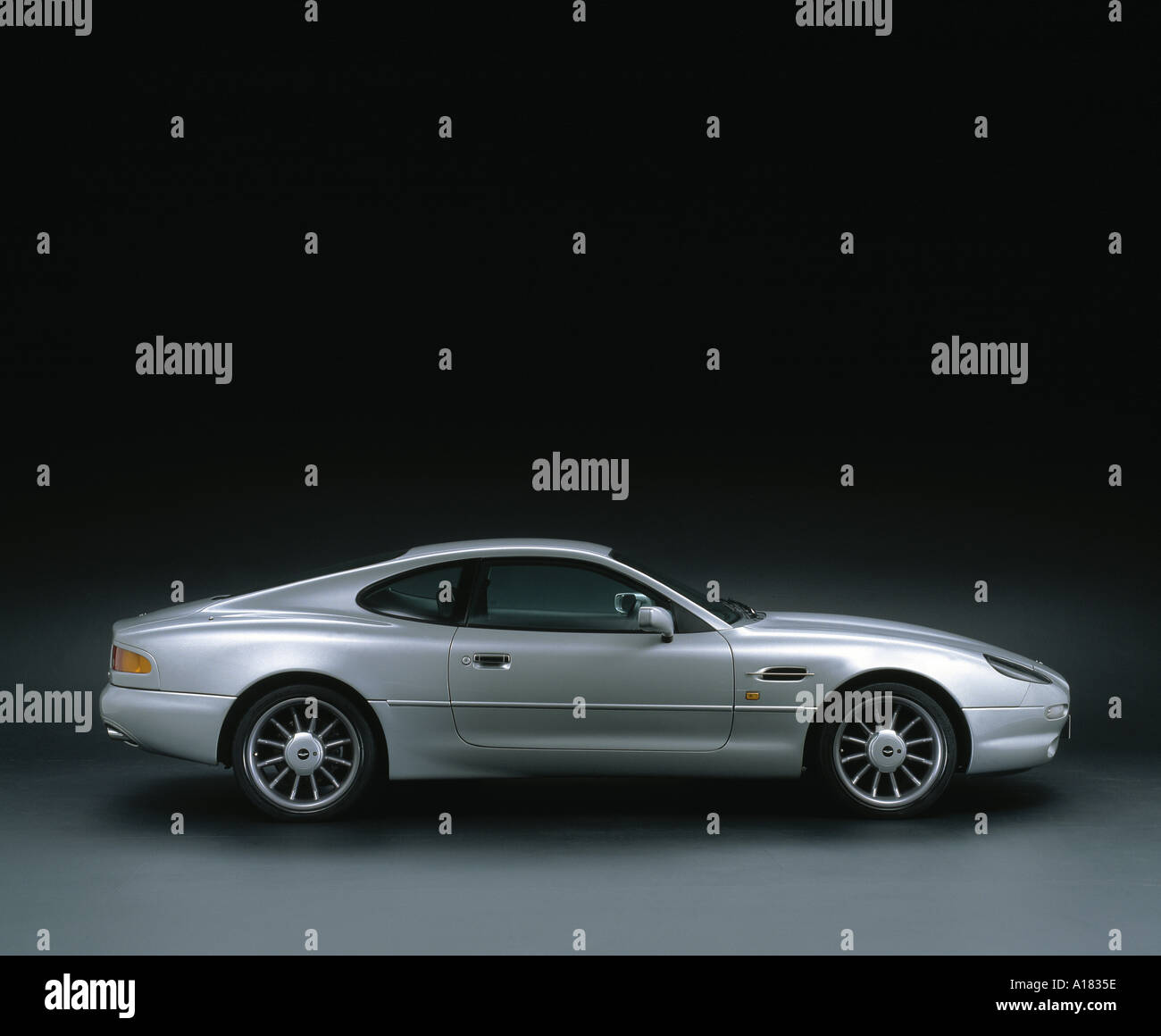 Aston martin db7 hi-res stock photography and images - Alamy