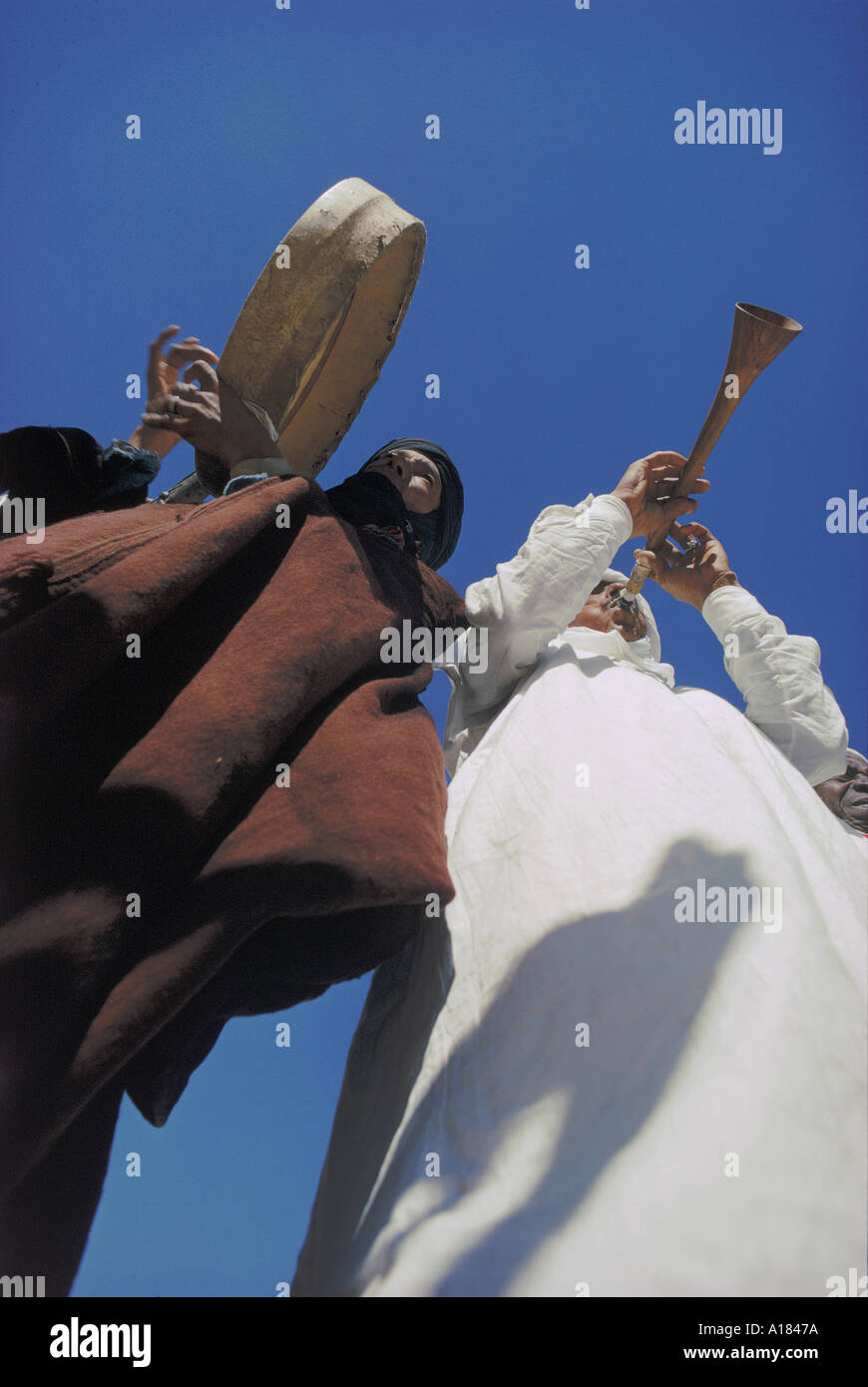 Algeria music hi-res stock photography and images - Alamy