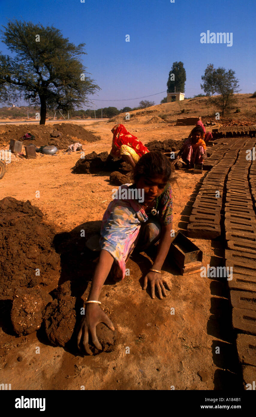 Brick work women and children hi-res stock photography and images - Alamy