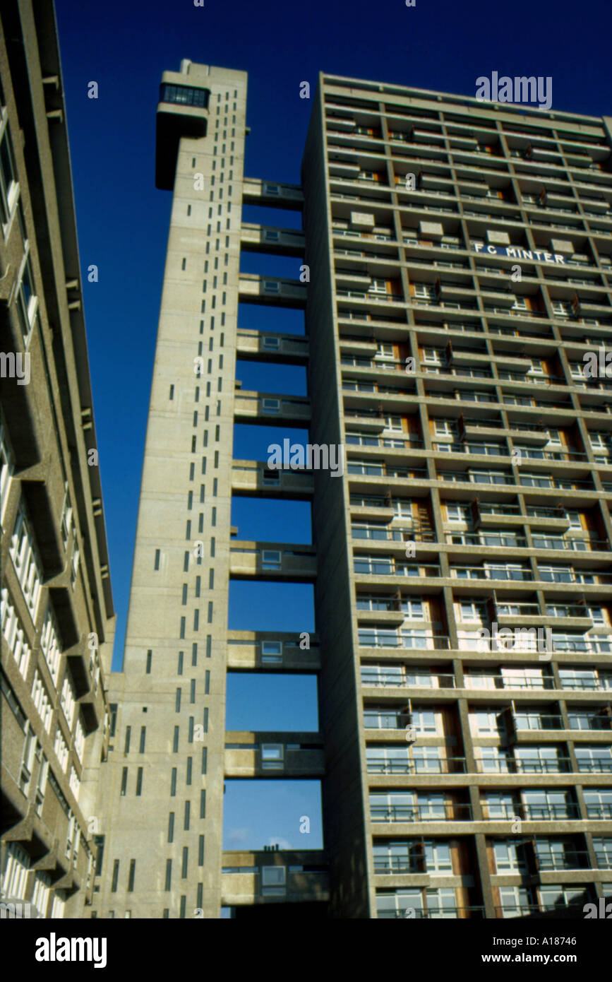 Flats london hi-res stock photography and images - Alamy