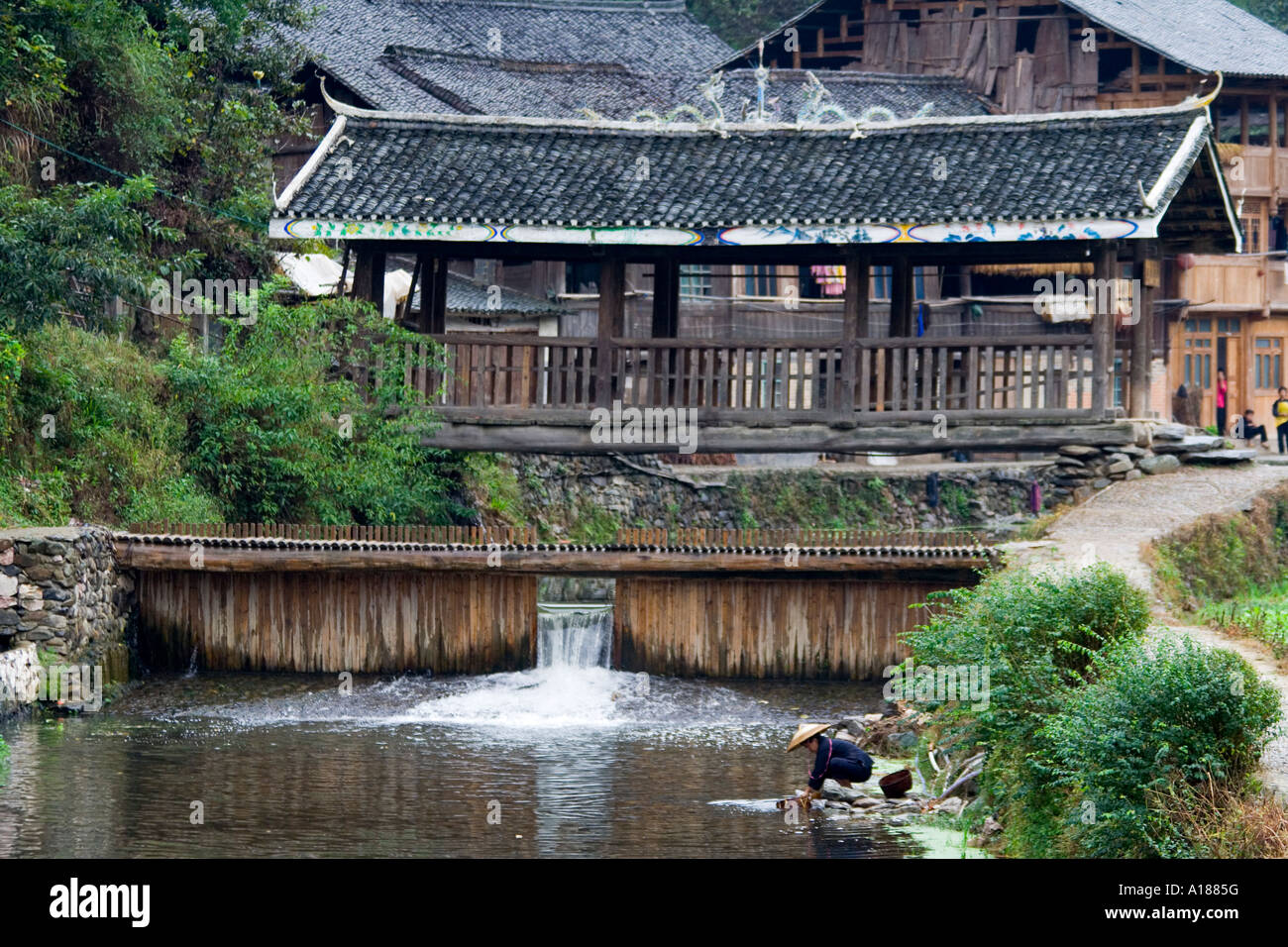 Chinese bridge wind and rain hi-res stock photography and images - Alamy
