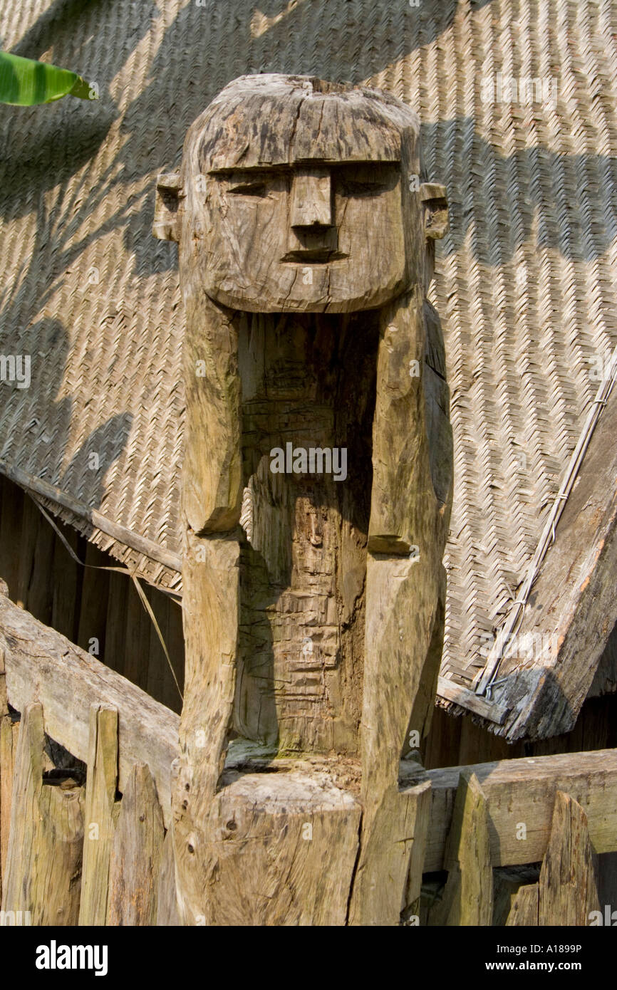 2007 Carved Wooden Statues from Ethnic Minority Tribes Vietnam Museum ...