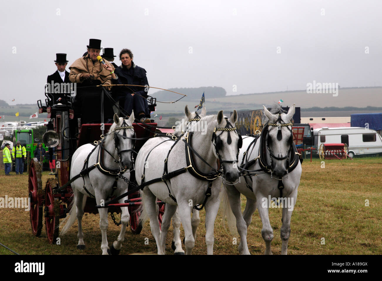 Royal mail stagecoach hi-res stock photography and images - Alamy