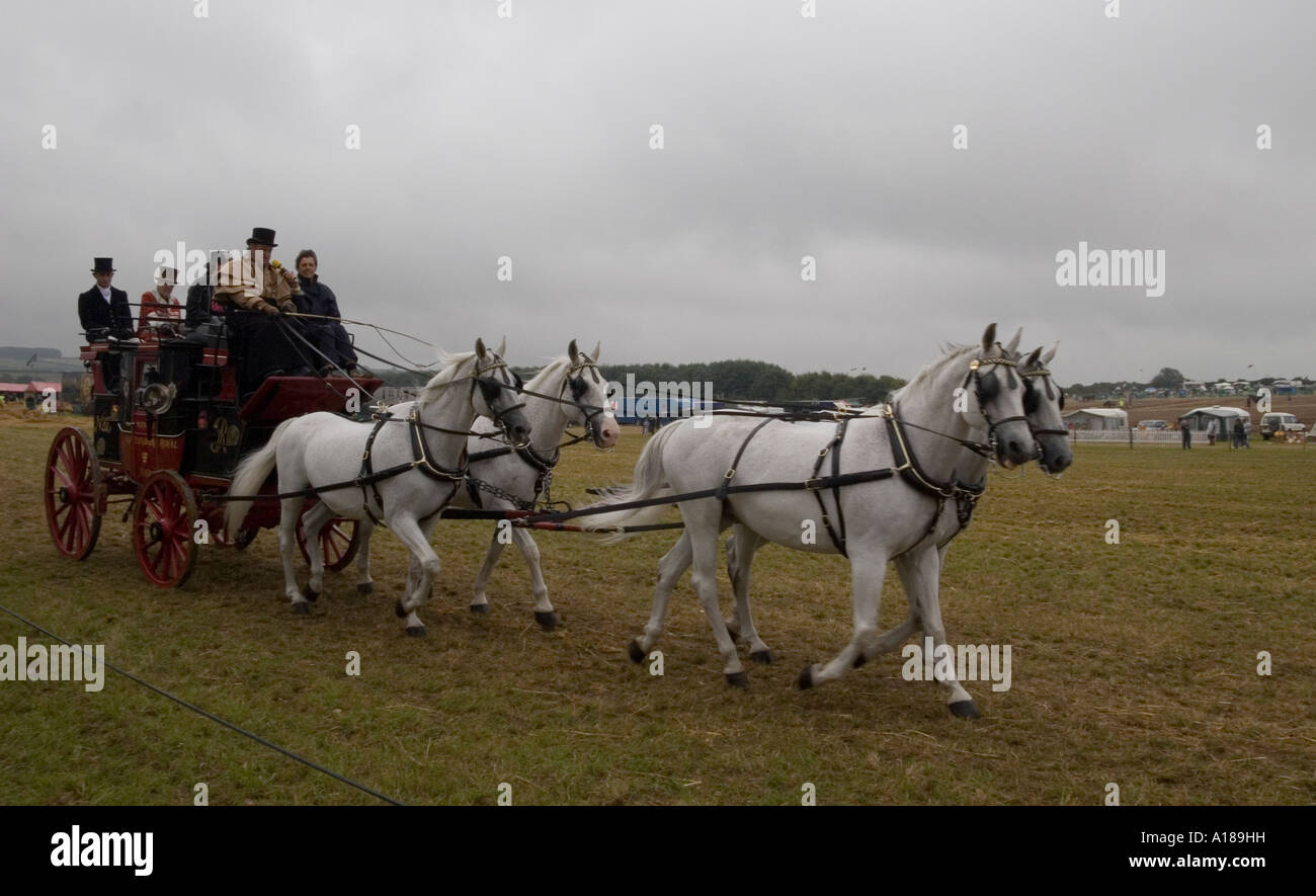 Royal mail carriage hi-res stock photography and images - Alamy