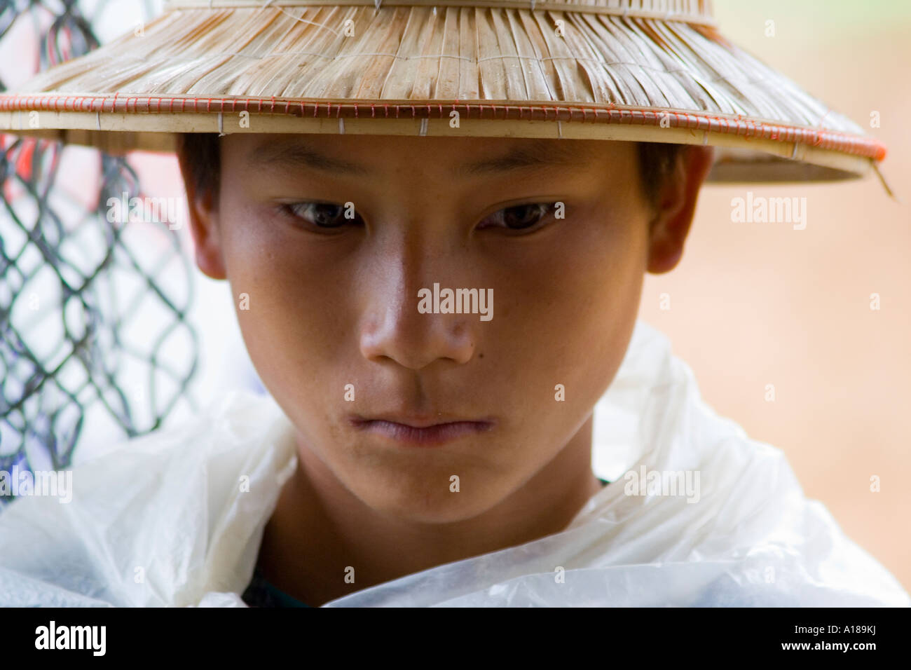 Cute vietnamese boys hi-res stock photography and images - Alamy