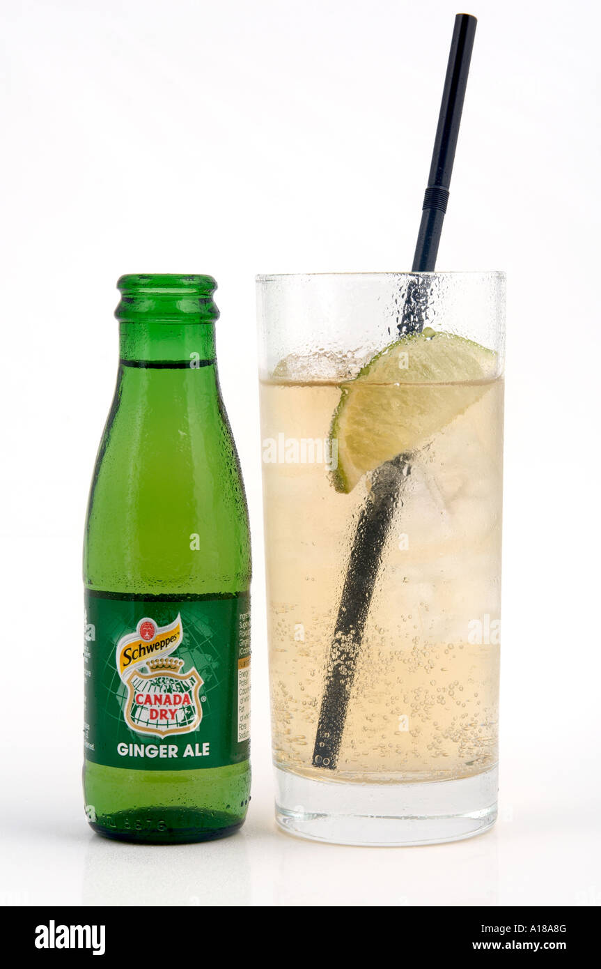 bottle of ginger ale with full glass perfect serve Stock Photo - Alamy