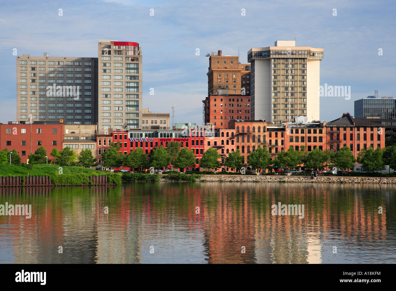 Toledo ohio city skyline hi-res stock photography and images - Alamy