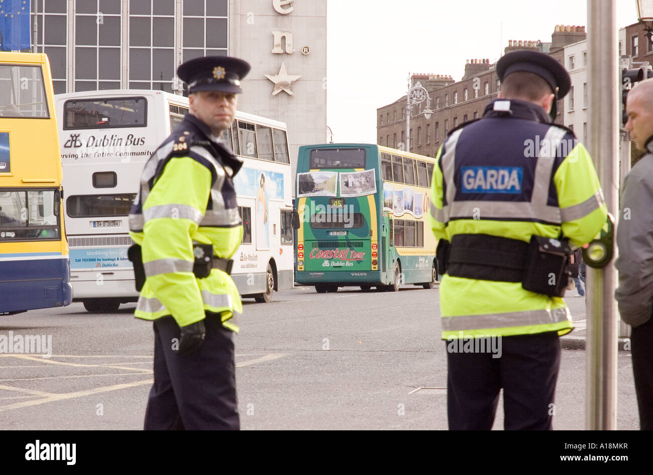 Gardai ireland uniform hi-res stock photography and images - Alamy