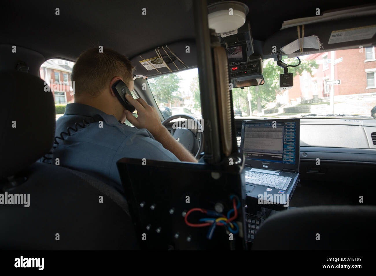 Police dispatch hi-res stock photography and images - Alamy