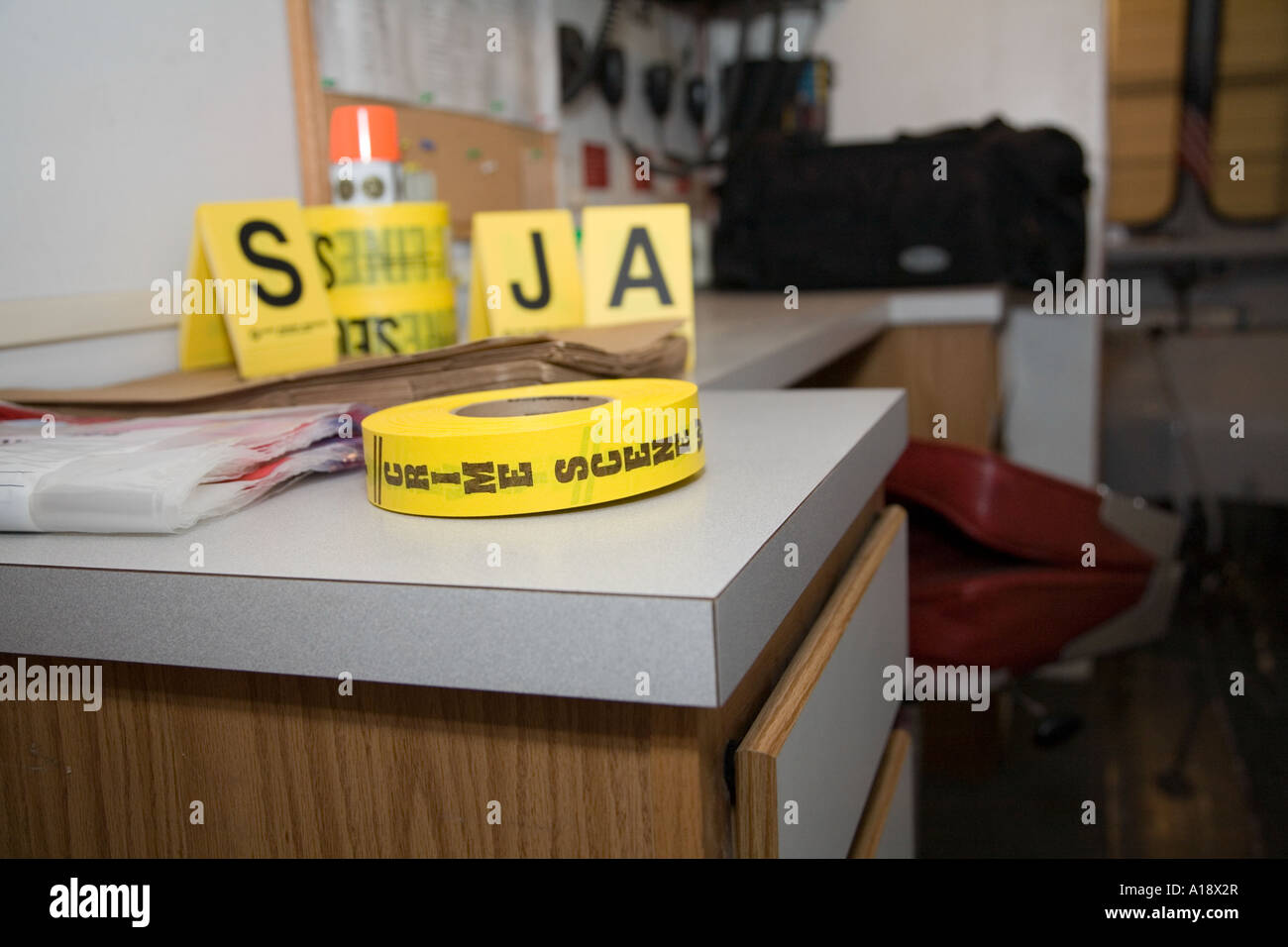 Crime scene tools hi-res stock photography and images - Alamy