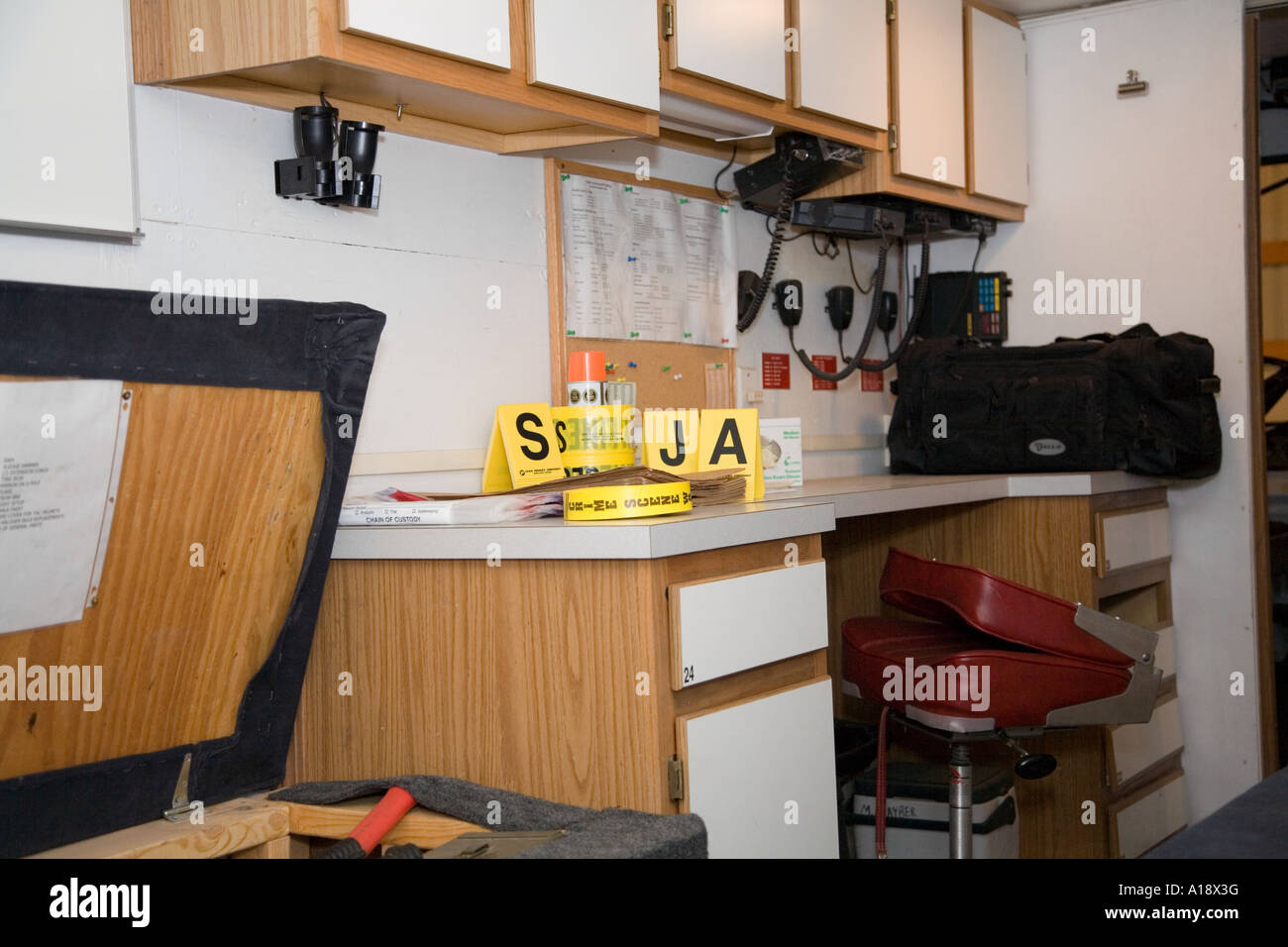 Mobile command post hi-res stock photography and images - Alamy