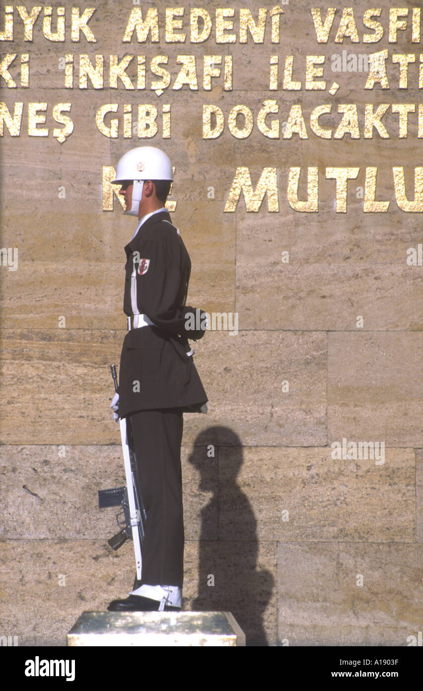 Turkish soldier on guard Stock Photo - Alamy