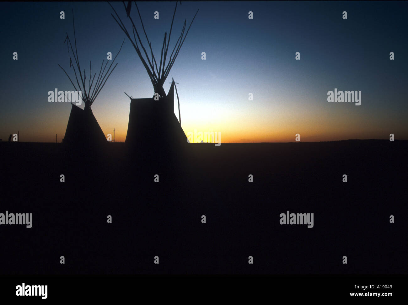 Tipi sunset hi-res stock photography and images - Alamy