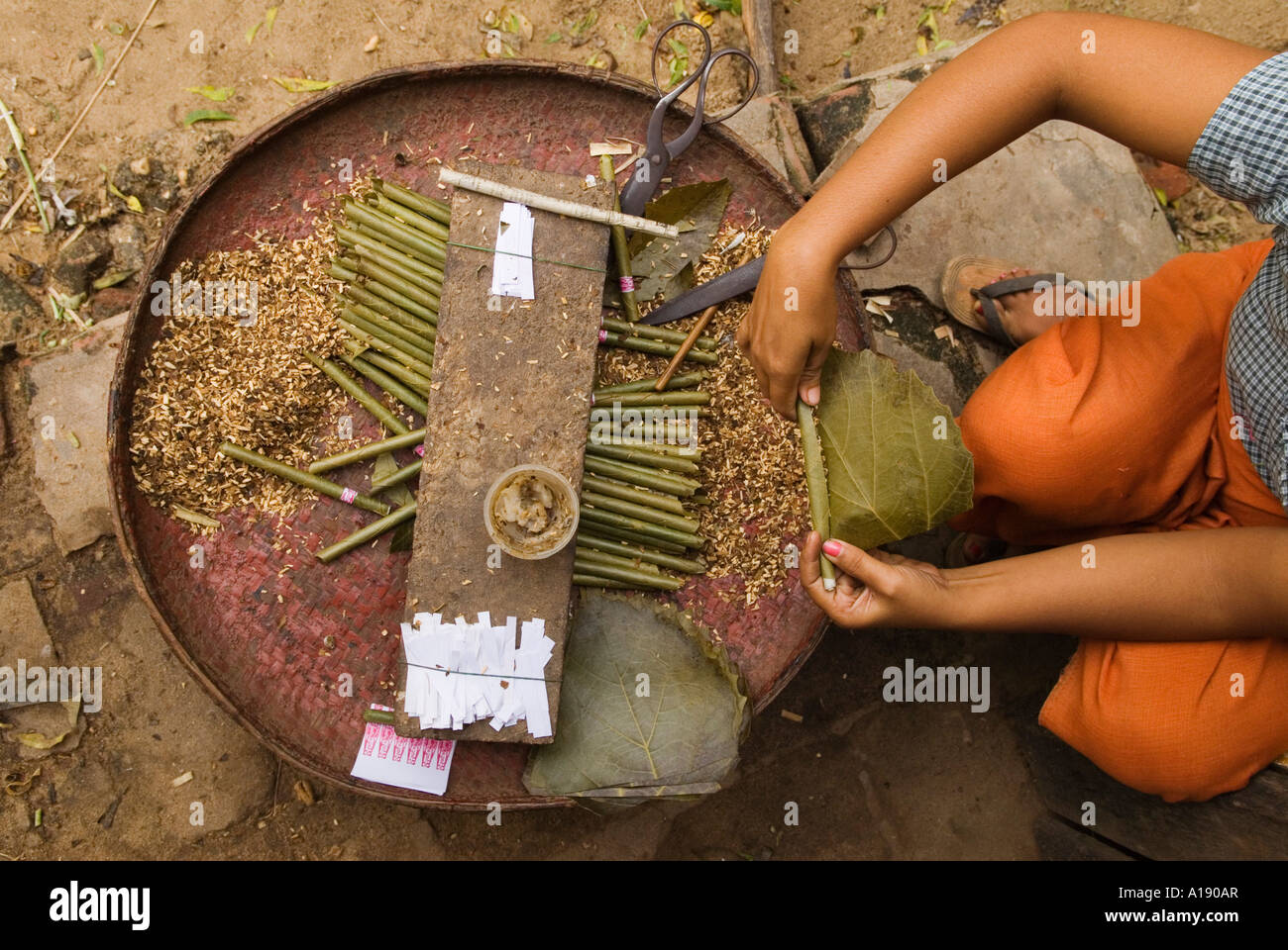 Bagan countryside burma woman hi-res stock photography and images - Alamy