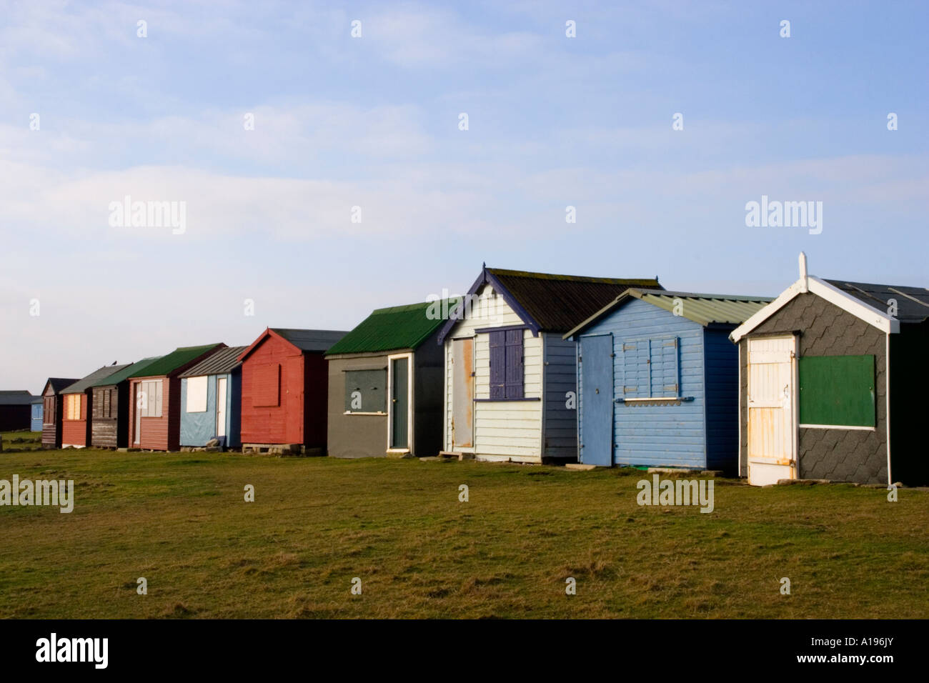 Portland bill beach huts hi-res stock photography and images - Alamy