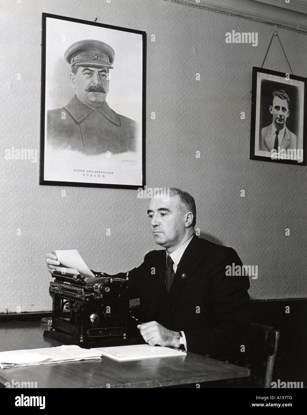 Secretary office 1960 hi-res stock photography and images - Alamy