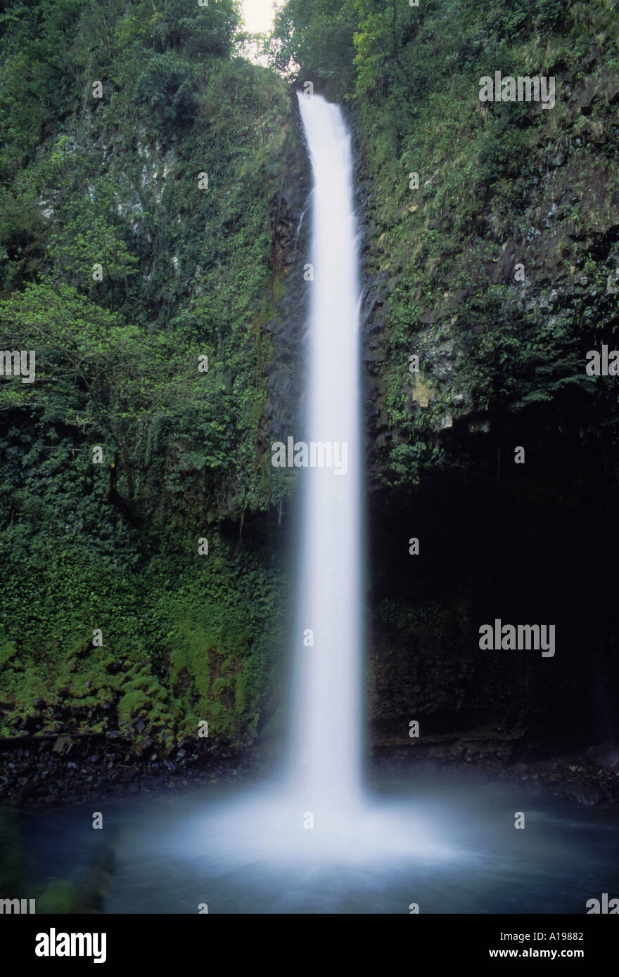 The Rio Fortuna waterfalls on the slopes of Volcan Arenal in Alajuela ...